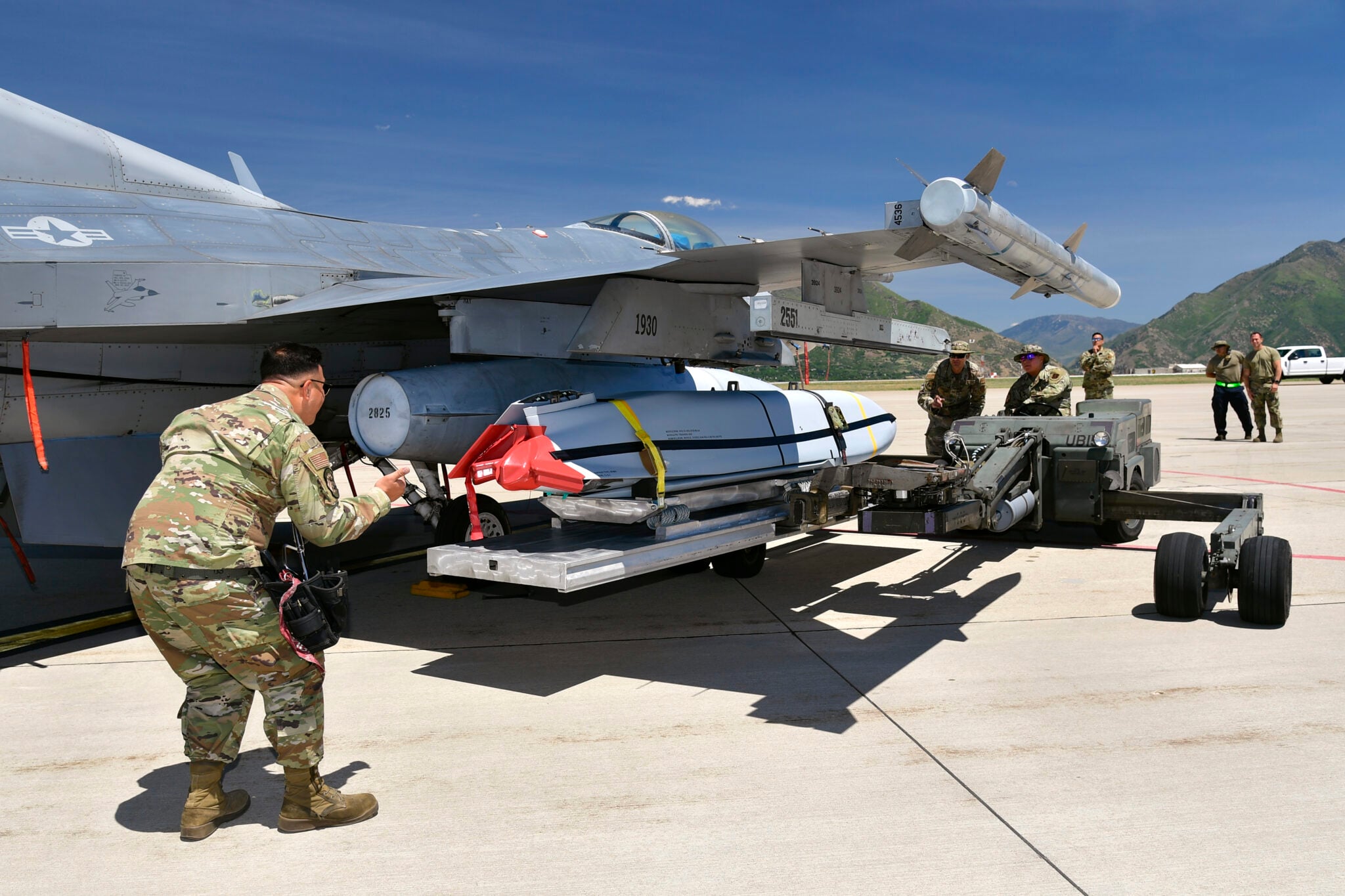 Netherlands eyes more JASSM weapons for F-35, discloses ASW frigate ...