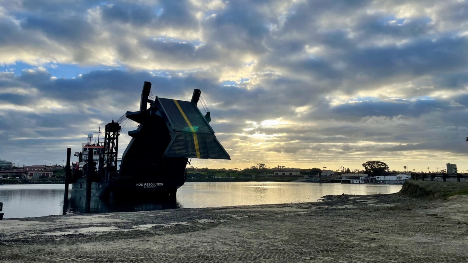 US Marines, Australian Army plan tests around island-hopping Stern ...