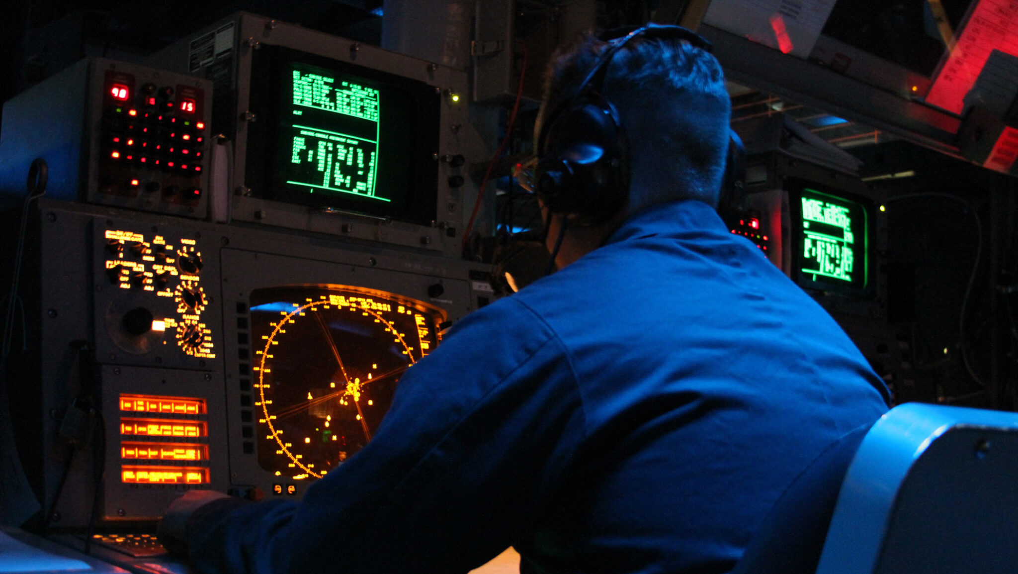Navy splits major information warfare post across three new ...