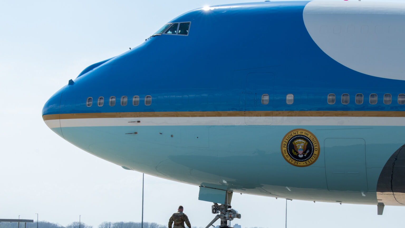 Air Force buying two Lufthansa 747s for delayed Air Force One program ...