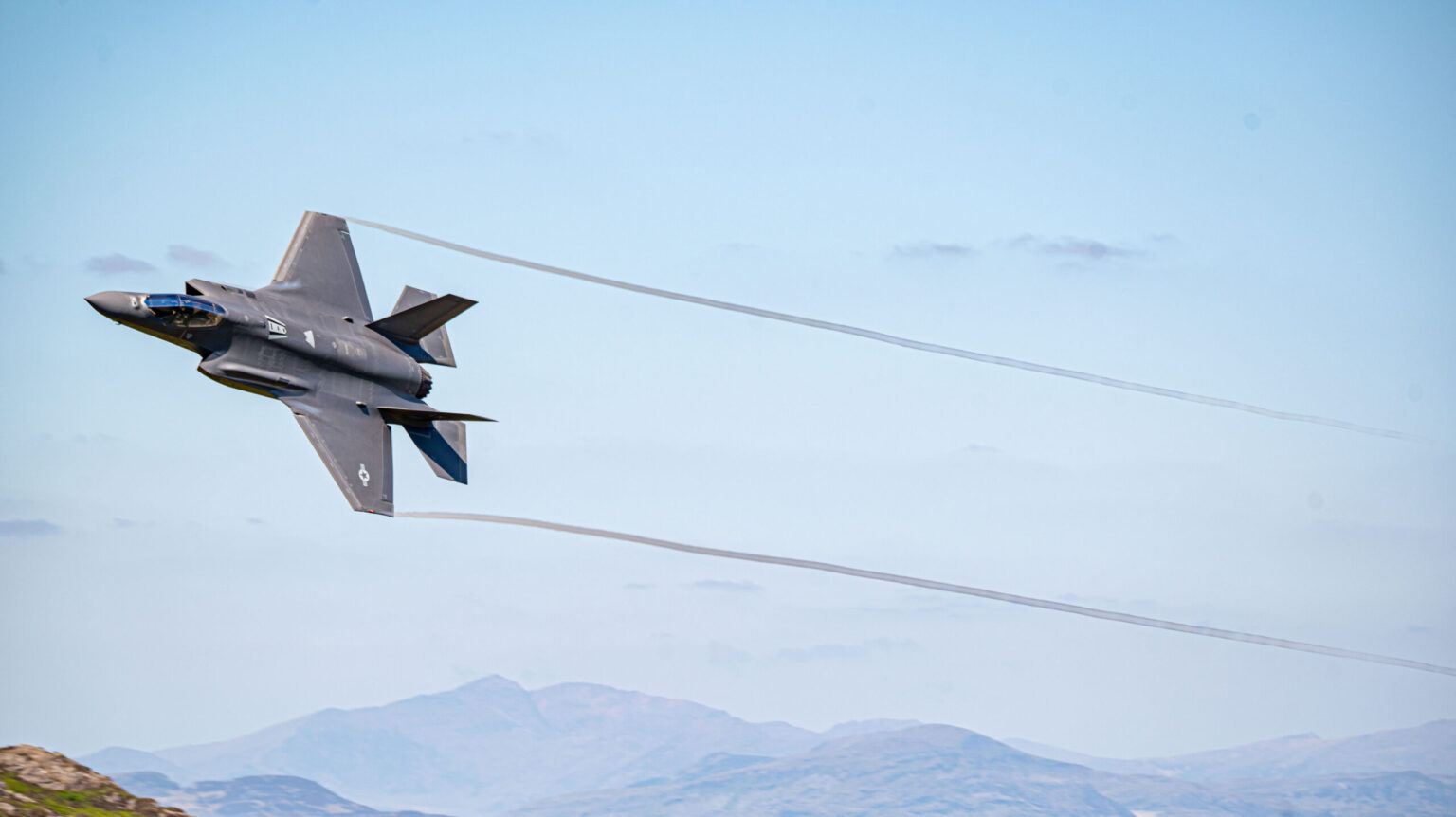 Switzerland reduces F-35 buy after $610 million price hike - Breaking ...