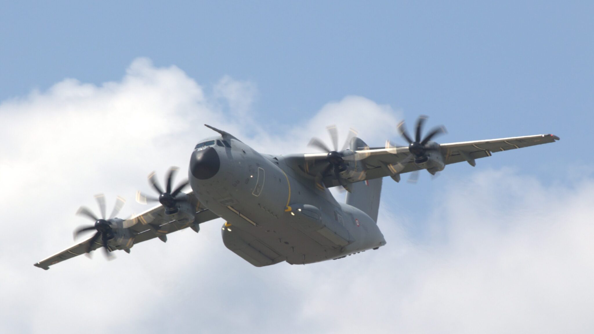 Drones, engines and next-gen fighters: What to look for at Paris ...