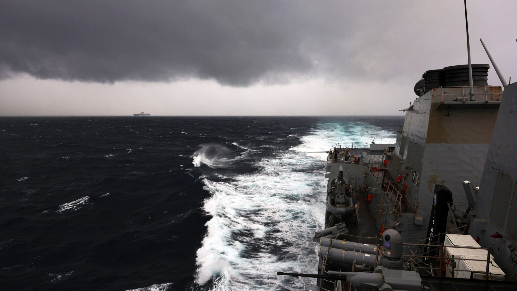 Strait of Hormuz escort missions would ‘exceed’ Navy’s capacity, CNO ...