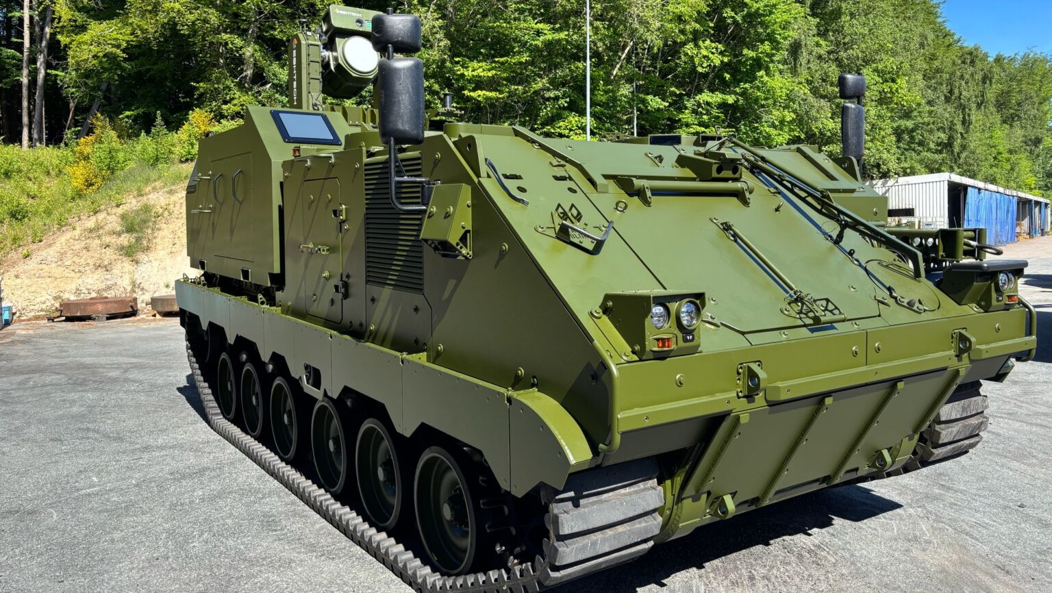 Israeli startup unveils laser system it says can kill drones in seconds ...